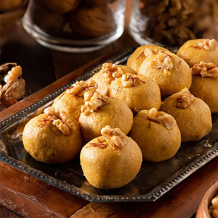 Gond Ke Laddu| Pinni Recipe - My Tasty Curry