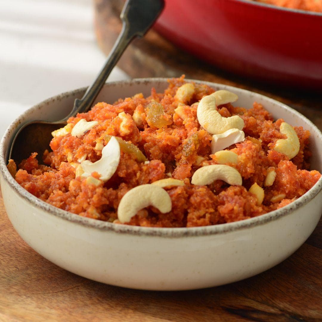 Make Delicious Punjabi Gajar Ka Halwa In 5 Step - mytastycurry.com